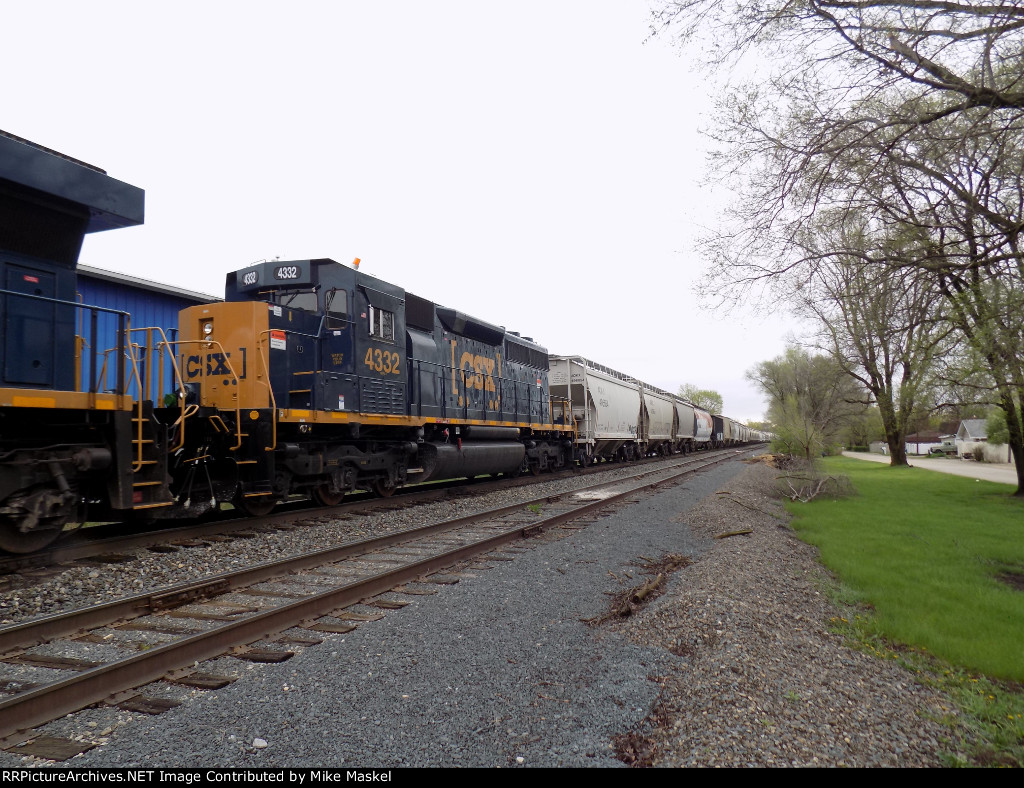 CSX 887